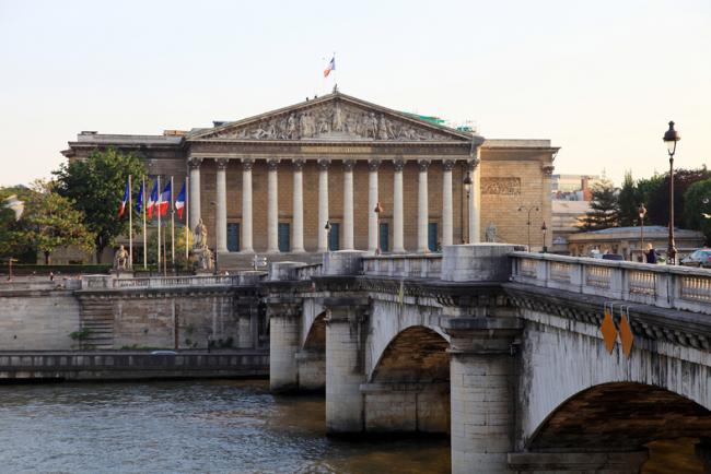 Dissolution de l'Assemblée nationale : les réactions politiques à l'annonce d'Emmanuel Macron ...